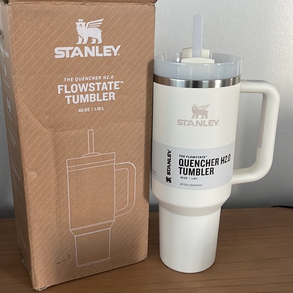 Stanley | Kitchen | Stanley Quencher H2 Flowstate Tumbler 40oz Cream ...